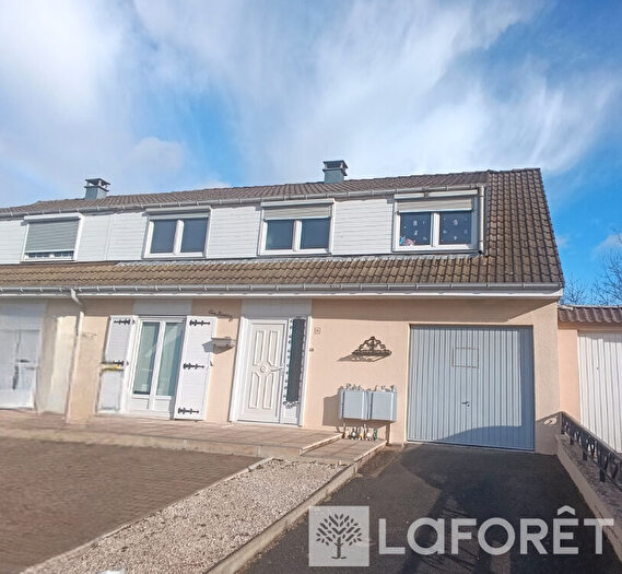 Maison à vendre - Delle - 5 pièces - 4 chambres