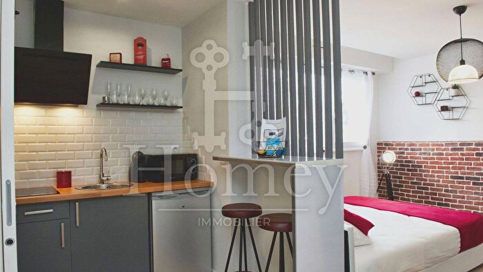 Centre, Annemasse : Appartement 1 pièce à louer