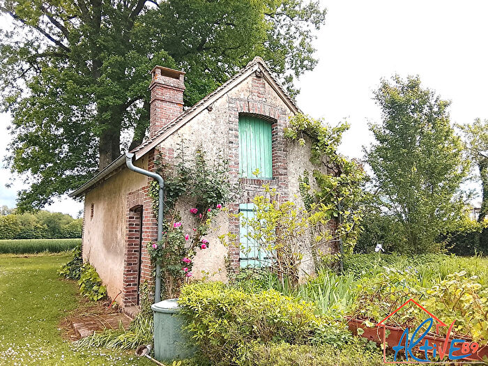 Maison 9 pièces à Charny, à vendre