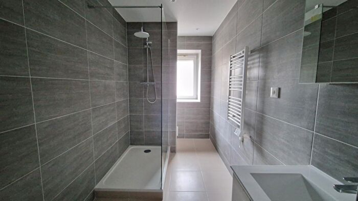 Appartement à louer - Mulhouse, Cité-Briand - 4 pièces - 3 chambres