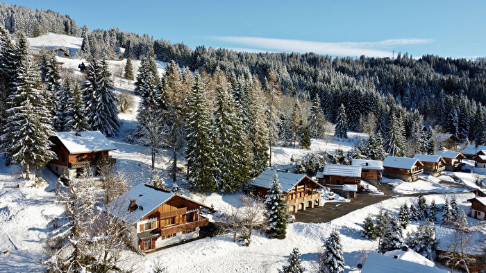 Maison à vendre - Les Gets - 8 pièces - 6 chambres