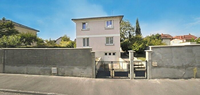 Maison à vendre - Bourges, Val dAuron, Hameau de Gionne, Mazières, Pijolins - 4 pièces - 3 chambres