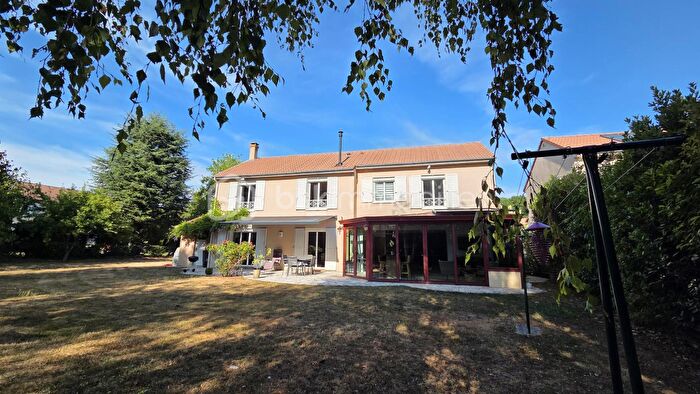 Ozoir-la-Ferrière, Poirier, Clos de la Vigne : Maison 7 pièces à vendre