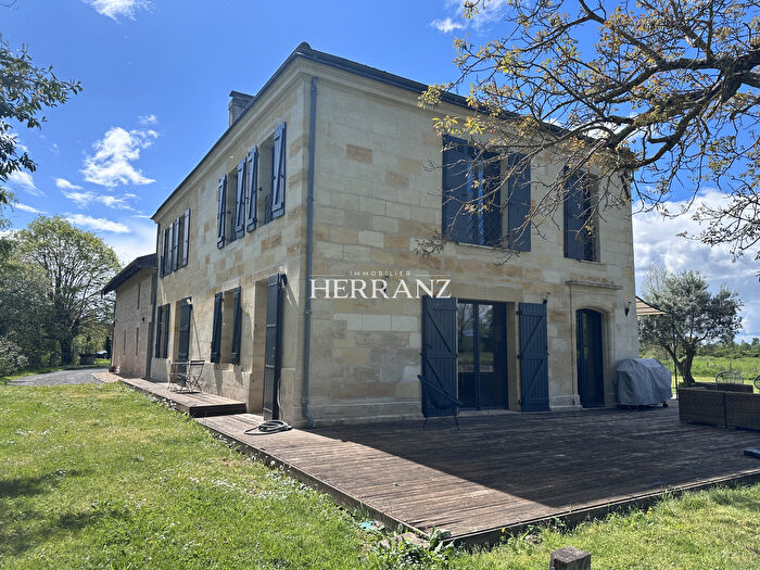 Izon : Maison 7 pièces à vendre