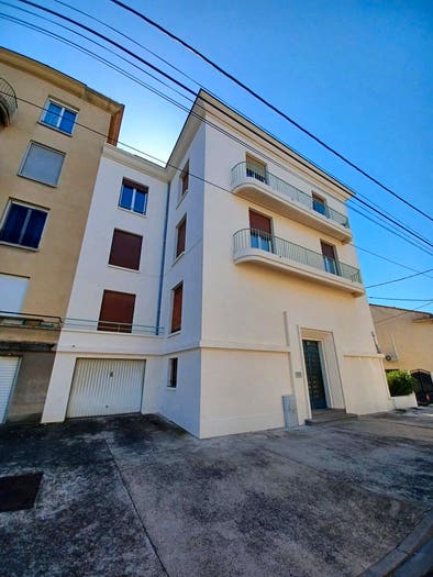 Les Cariatides, Beaucaire - Appartement 3 pièces à louer