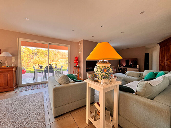 Maison à vendre - Trélissac - 5 pièces - 4 chambres