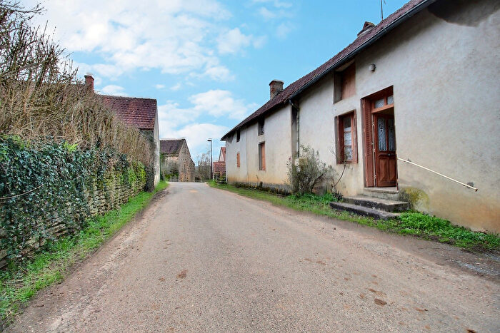 Maison à vendre - Saint-Ythaire - 4 pièces - 3 chambres