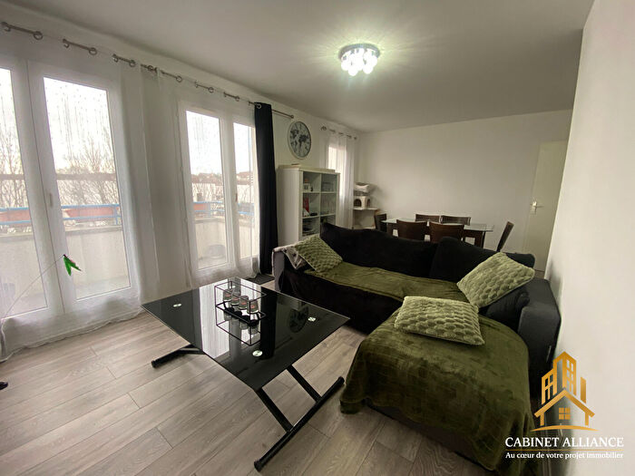 Appartement à vendre - Melun, Saint-Liesne - 4 pièces - 3 chambres