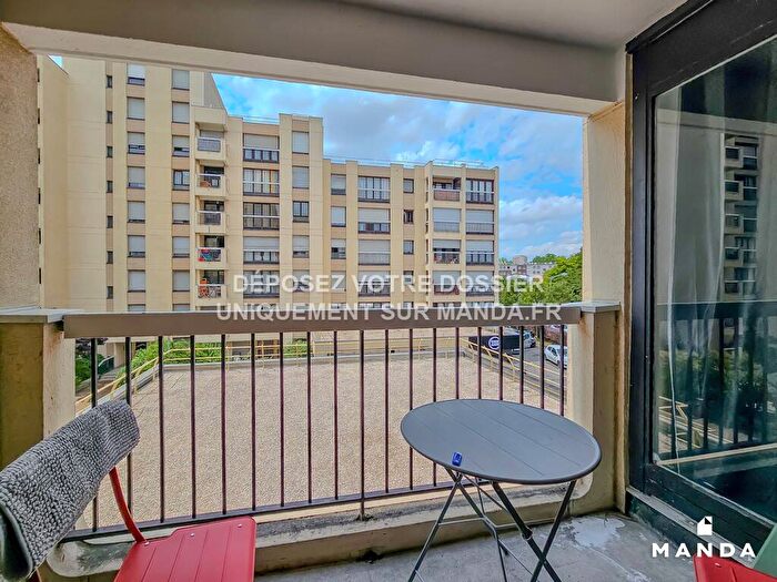 Appartement à louer - Jardin Parisien, LHaÿ-les-Roses - 7 pièces - 6 chambres