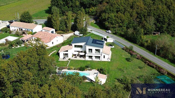 Maison à vendre - Le Chay - 7 pièces - 5 chambres