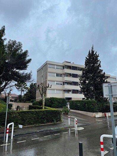 Appartement à louer - Marseille ème arrondissement - 3 pièces - 2 chambres