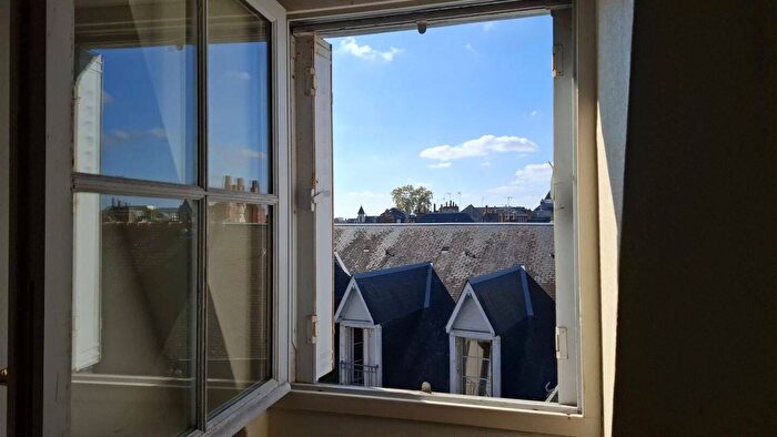 Appartement à louer - Centre, Tours - 1 pièce