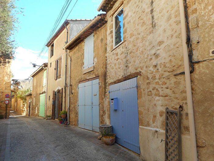 Appartement à louer - Jouques - 2 pièces - 1 chambre