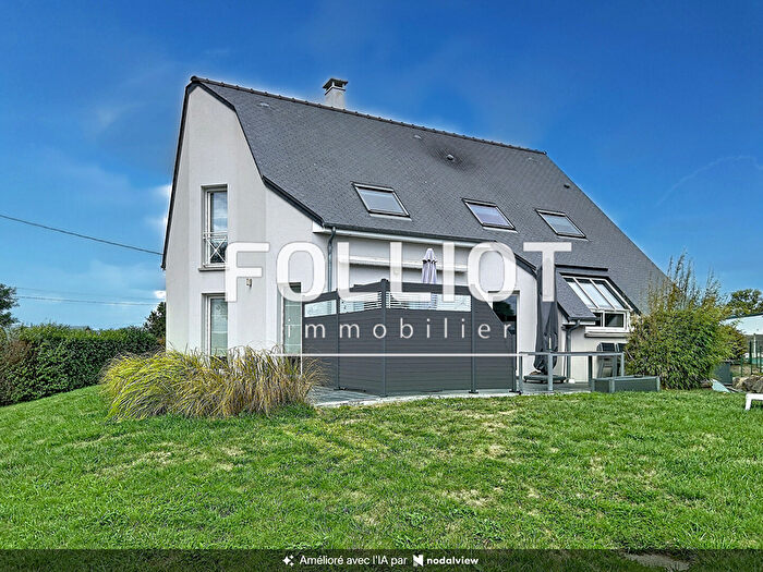 Maison 6 pièces à Vire, Bourg de Neuville, La Planche, à vendre