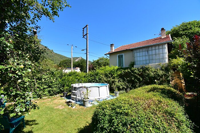 Digne-les-Bains, Arches, Epinettes, Saint-Véran : Maison 4 pièces à vendre