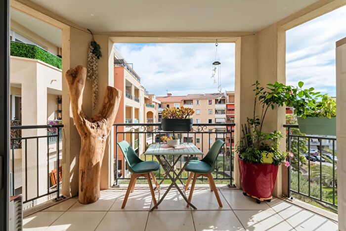 Appartement 2 pièces à vendre - Cagnes-sur-Mer, Les Canebiers