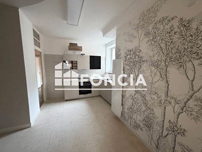 Appartement 2 pièces à Gare Nord et Ouest, Charleville-Mézières, à louer