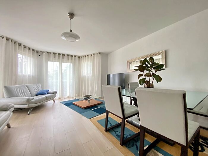 Appartement 3 pièces à vendre à Le Plessis-Trévise, Centre-ville, Orly Parc