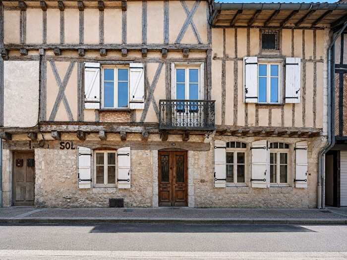 Maison 8 pièces à vendre à Sainte-Foy-la-Grande