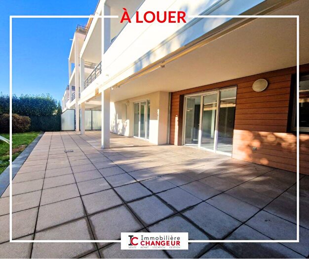 Appartement à louer - Coublevie - 4 pièces - 3 chambres