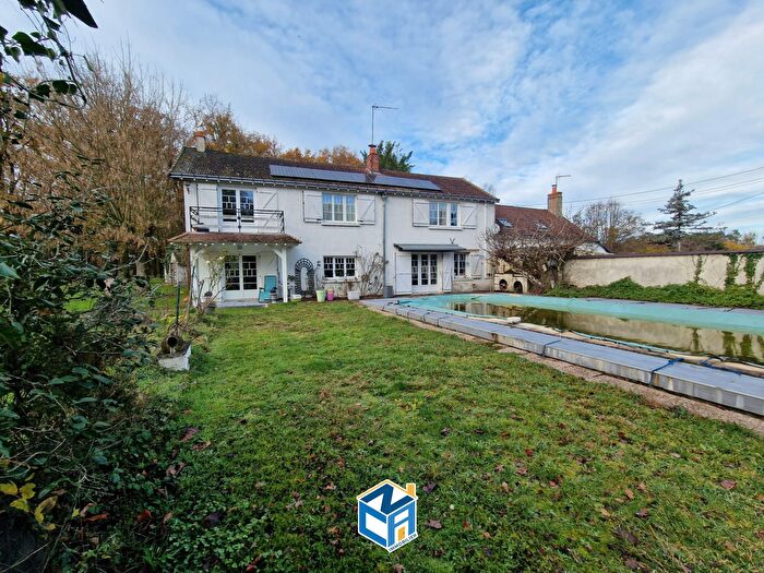 Maison à vendre - Saint-Branchs - 6 pièces - 3 chambres