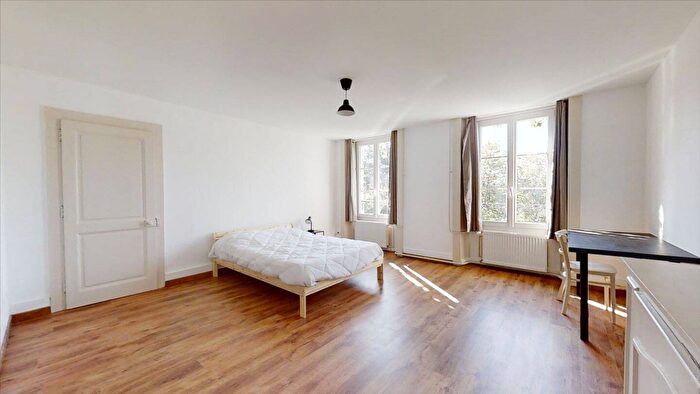 Appartement à louer - Saint Claude, Torcols, Besançon - 1 pièce