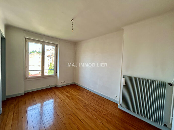 Appartement 3 pièces à Épinal, Rive gauche, à louer