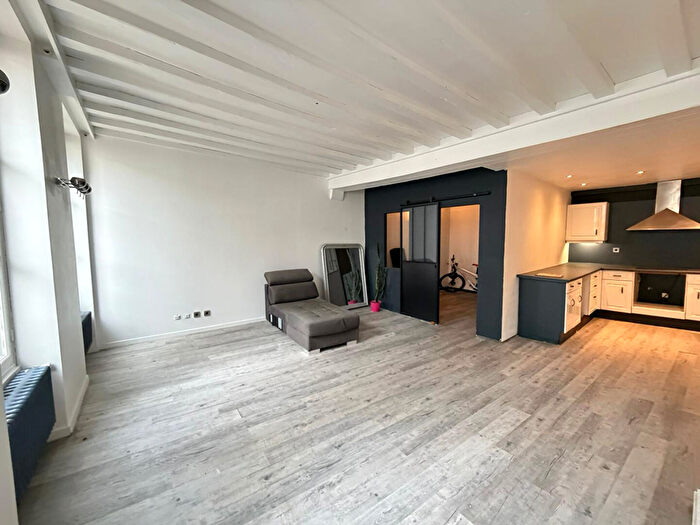 Appartement à vendre - Meaux, Centre-ville, Cathédrale - 3 pièces - 2 chambres