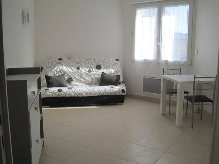 Saint Jean, Saint-Quentin : Appartement 1 pièce à louer