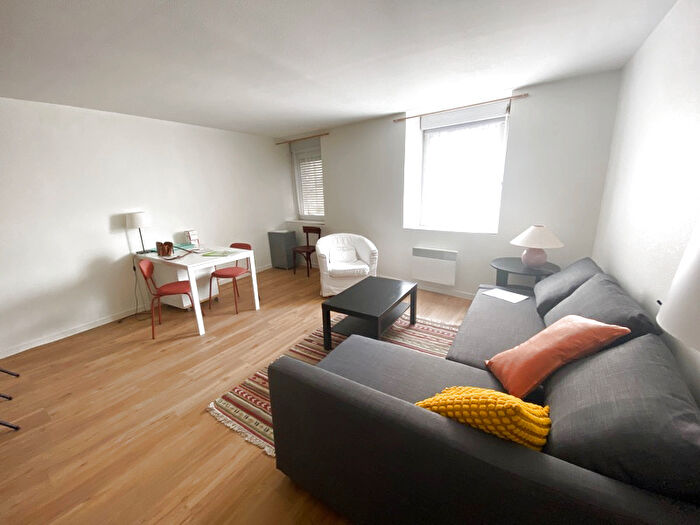 Appartement à louer - Bordeaux, Ornano - 2 pièces - 1 chambre