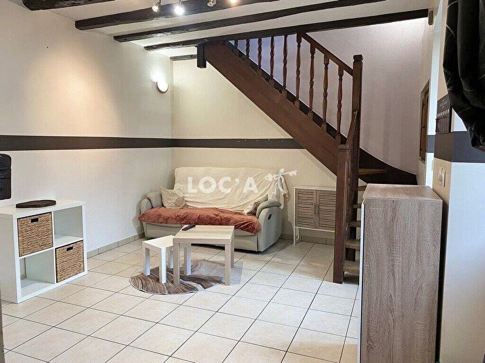 Maison à louer - Is-sur-Tille - 4 pièces - 3 chambres