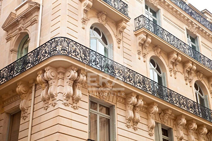 Boulogne-Billancourt, Point du Jour : Maison 9 pièces à vendre