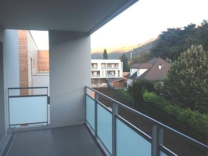Appartement 3 pièces à Nord, Gières, à louer