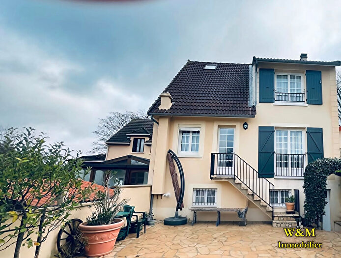 Maison à vendre - Ris-Orangis, Le Village - 6 pièces - 4 chambres