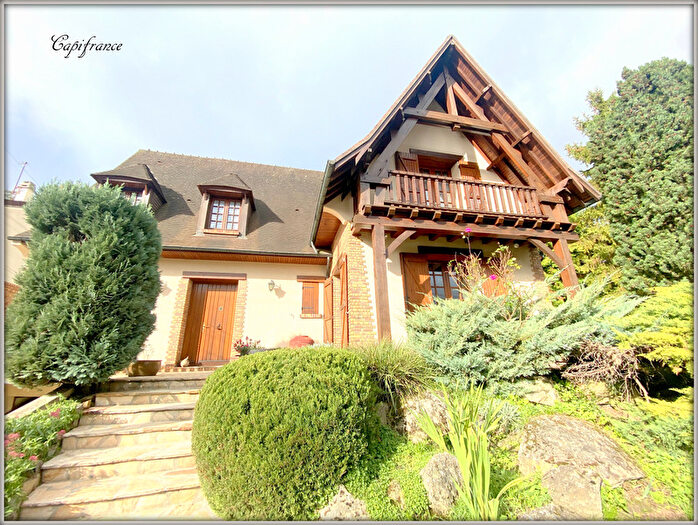 Maison à vendre - Aulnay-sous-Bois, Vieux Pays, Roserai, Bourg - 6 pièces - 5 chambres