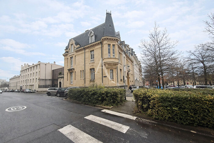 Appartement à vendre - Reims, Centre-ville - 5 pièces