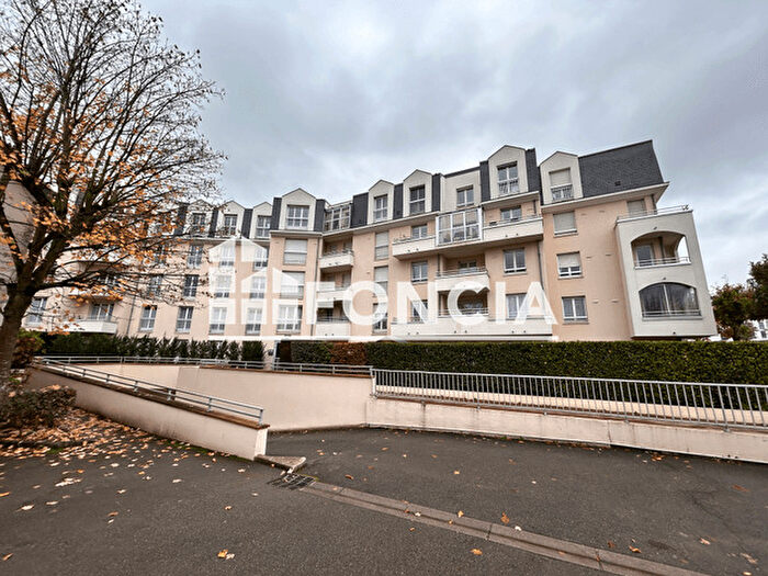 Appartement à vendre - Poissy, Foch, Les Sablons - 5 pièces - 3 chambres