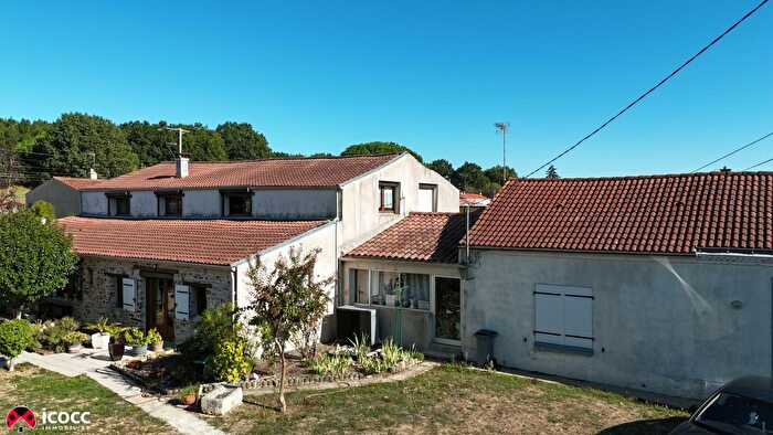 Maison 6 pièces à Mareuil-sur-Lay-Dissais, à vendre