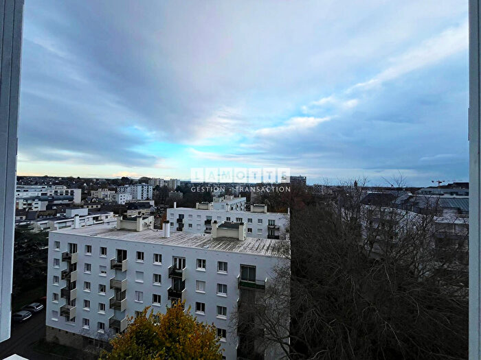 Appartement à vendre - Vannes, Ouest - 4 pièces - 3 chambres