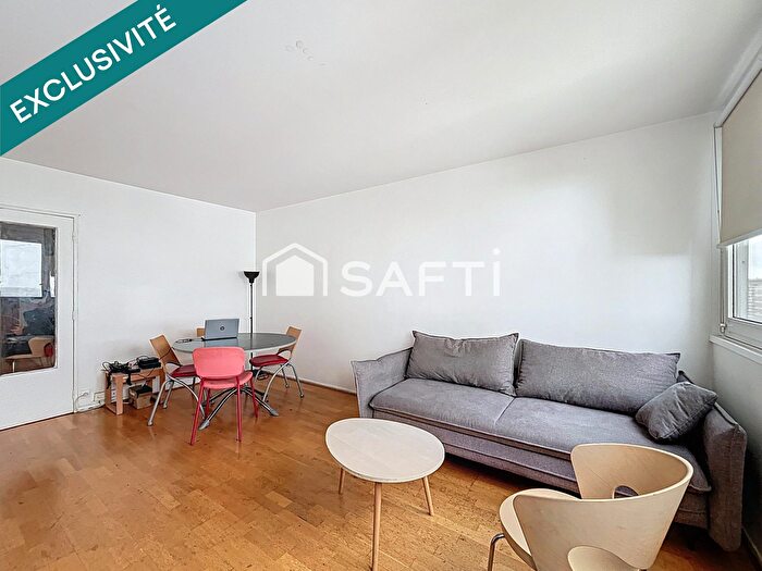 Appartement à vendre - Paris e , Nationale, Deux Moulins - 4 pièces - 3 chambres