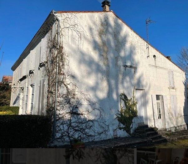 Maison à vendre - Port-dEnvaux - 7 pièces - 5 chambres