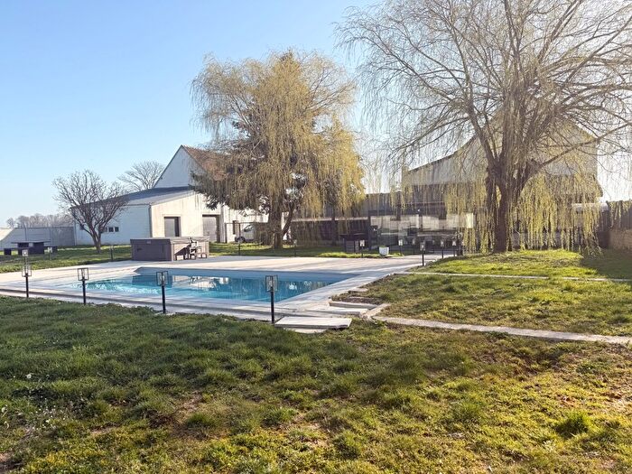 Maison à vendre - Champaubert - 7 pièces - 4 chambres