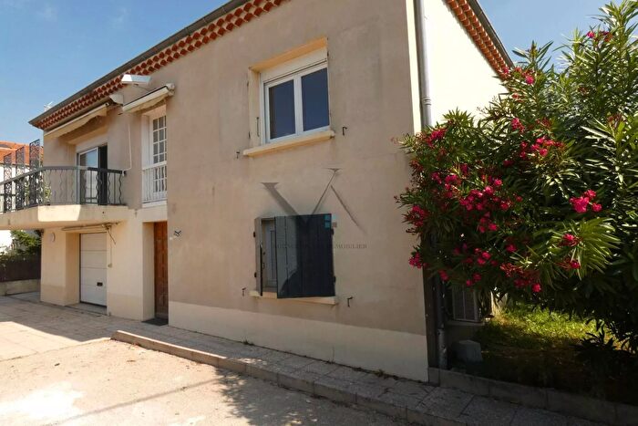 Maison à vendre - Montélimar, Centre-ville - 6 pièces - 5 chambres