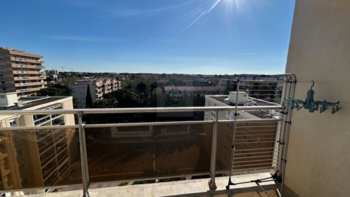 Appartement 1 pièce à Montpellier, Antigone, à louer