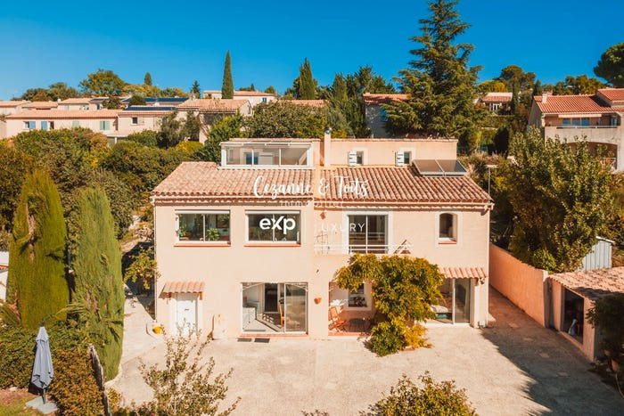 Maison 5 pièces à vendre à Venelles