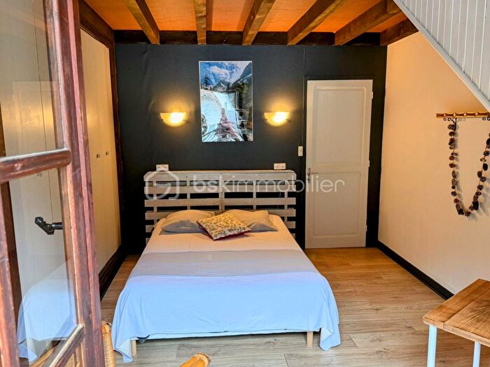 Maison à vendre - Bagnères-de-Luchon - 7 pièces - 5 chambres