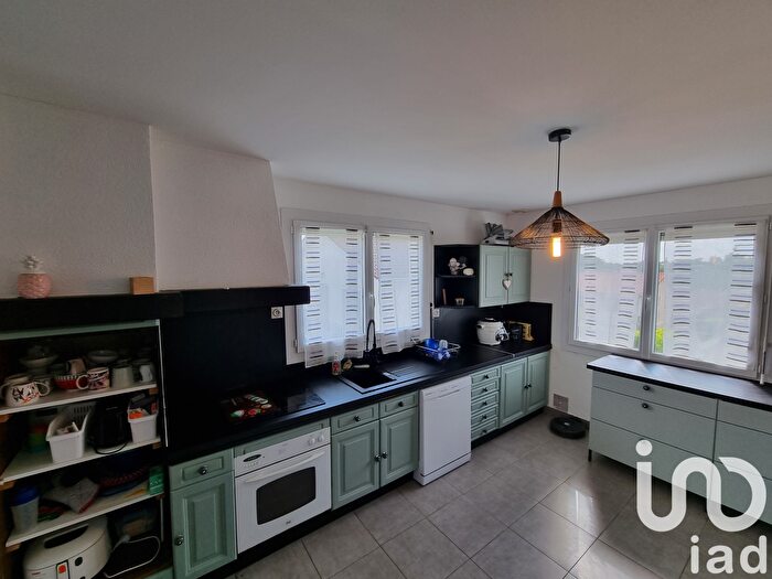 Maison à vendre - Cerizay - 6 pièces - 4 chambres