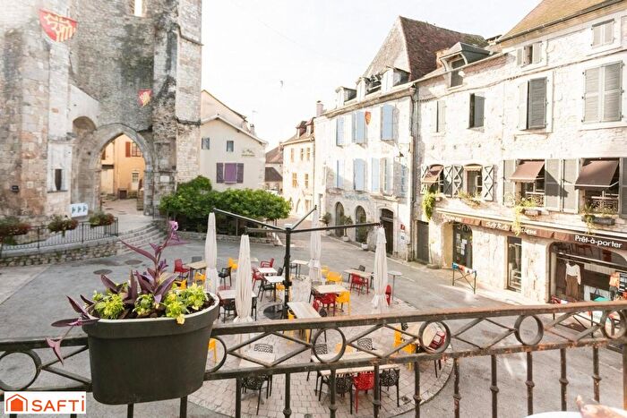 Maison à vendre - Souillac - 6 pièces - 3 chambres