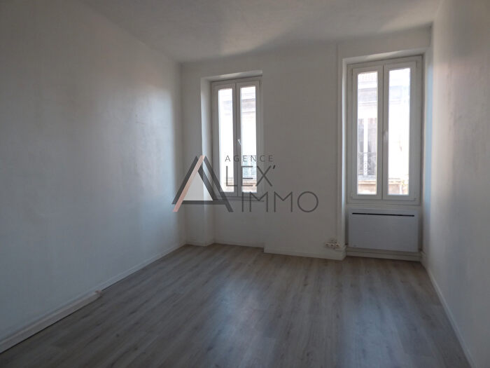 Appartement à vendre - Marseille e , Cinq Avenues - 3 pièces - 2 chambres