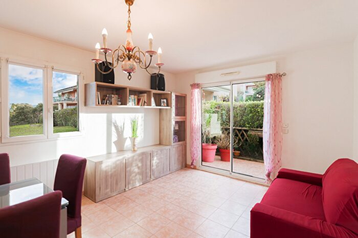 Appartement à vendre - Biot - 2 pièces - 1 chambre